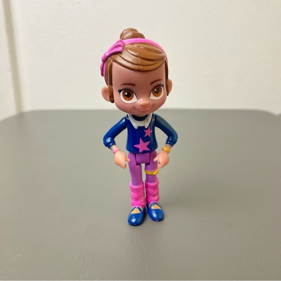 Disney | Toys | Disney Junior Vampirina Poppy Peepleson 4 Toy Action ...